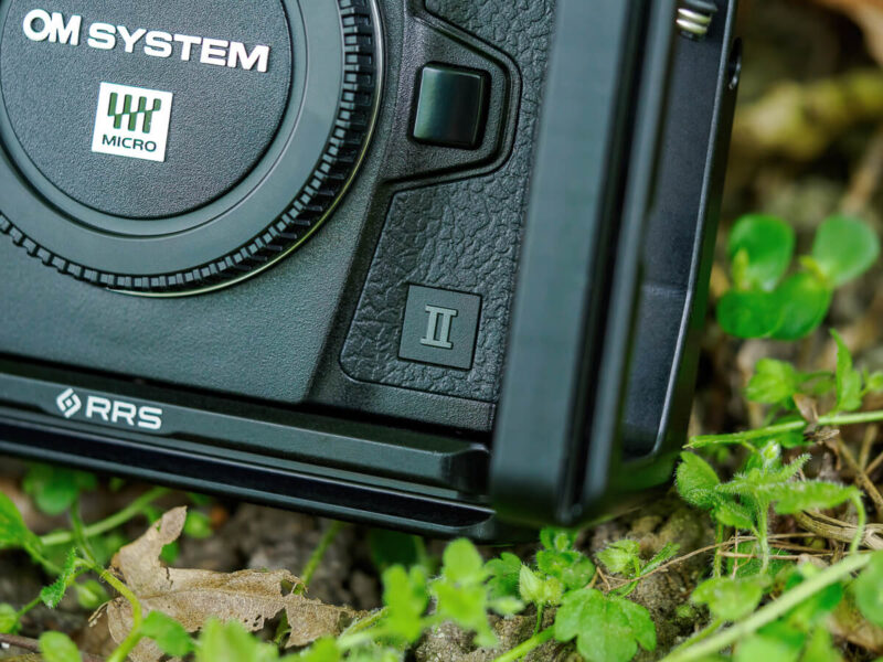 Review: RRS BOM1-LS L-Bracket for OM System OM-1 Mark II for better ...